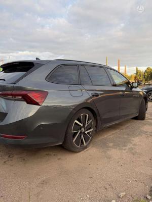 Pelēks Skoda Octavia 2020 Daugavpils, ar dzinēja tilpumu 1.97 L un nobraukumu 195 tūkst. km par 8250 €, foto 4 vietnē AUTOMOTO.COM.LV