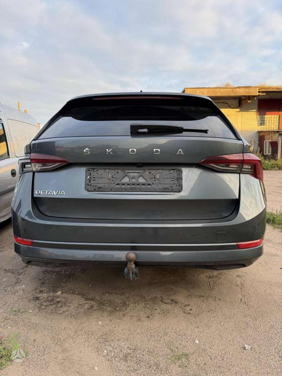 Pelēks Skoda Octavia 2020 Daugavpils, ar dzinēja tilpumu 1.97 L un nobraukumu 195 tūkst. km par 8250 €, foto 5 vietnē AUTOMOTO.COM.LV