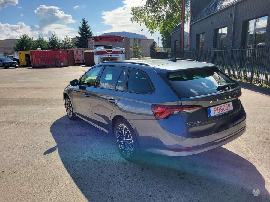 Grey Skoda Octavia 2020 in Klaipeda, with an engine capacity of 1.97 L and mileage of 212 thousand km for 13899 €, photo 10 on AUTOMOTO.COM.LV