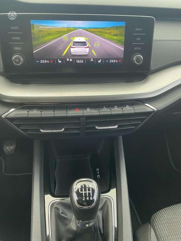 Skoda Octavia 2020 in Ukmerge on AUTOMOTO.COM.LV Grey Skoda Octavia 2020 in Ukmerge, with an engine capacity of 1.97 L and mileage of 333 thousand km for 10300 €, photo 11 on AUTOMOTO.COM.LV