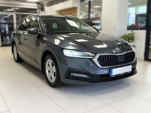 Grey Skoda Octavia 2020 in Kaunas, with an engine capacity of 1.97 L and mileage of 175 thousand km for 15200 €, photo 4 on AUTOMOTO.COM.LV