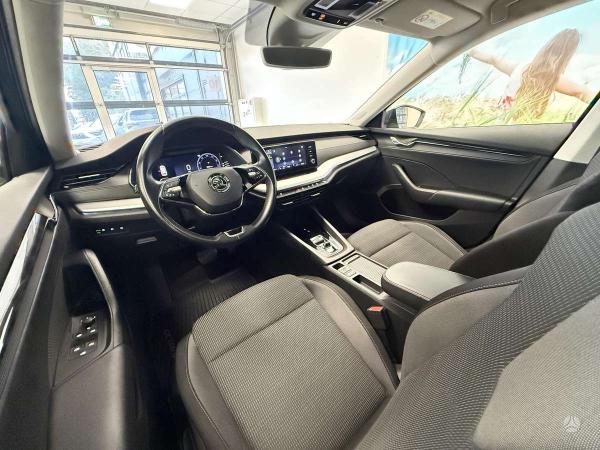 Grey Skoda Octavia 2020 in Kaunas, with an engine capacity of 1.97 L and mileage of 175 thousand km for 15200 €, photo 10 on AUTOMOTO.COM.LV