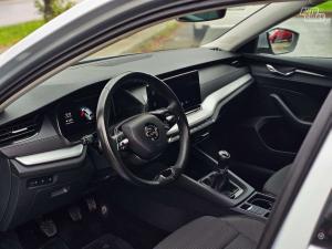 Grey Skoda Octavia 2020 in Siauliai, with an engine capacity of 2.00 L and mileage of 247 thousand km for 11950 €, photo 15 on AUTOMOTO.COM.LV