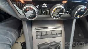 Grey Skoda Octavia 2020 in Riga, with an engine capacity of 1.60 L and mileage of 202 thousand km for 9100 €, photo 17 on AUTOMOTO.COM.LV
