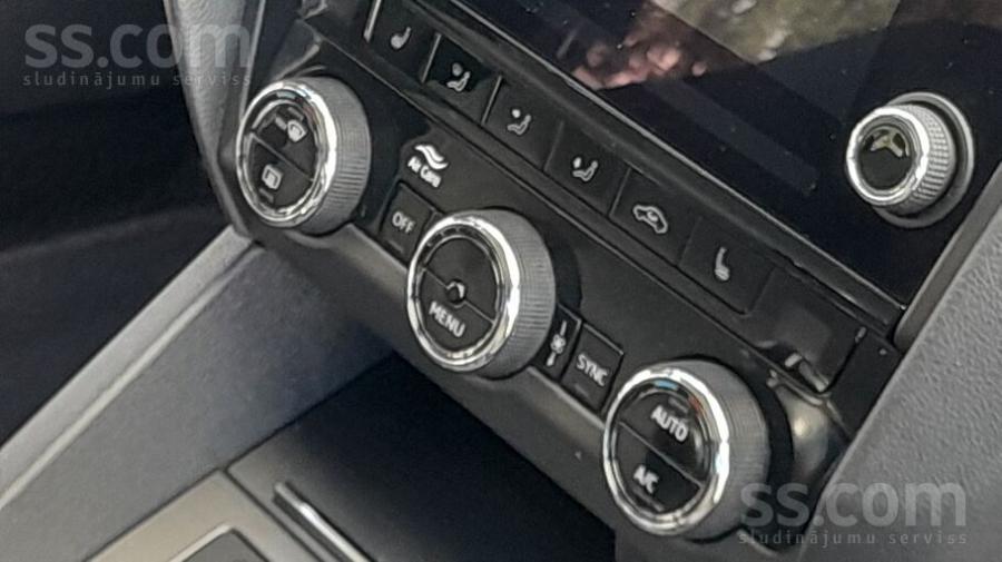 Grey Skoda Octavia 2020 in Riga, with an engine capacity of 1.60 L and mileage of 202 thousand km for 9100 €, photo 31 on AUTOMOTO.COM.LV