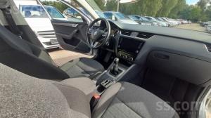 Grey Skoda Octavia 2020 in Riga, with an engine capacity of 1.60 L and mileage of 202 thousand km for 9100 €, photo 33 on AUTOMOTO.COM.LV