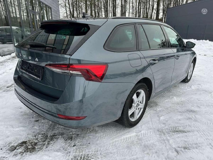 Pelēks Skoda Octavia 2021 Kauņa, ar dzinēja tilpumu 1.00 L un nobraukumu 168 tūkst. km par 10800 €, foto 4 vietnē AUTOMOTO.COM.LV