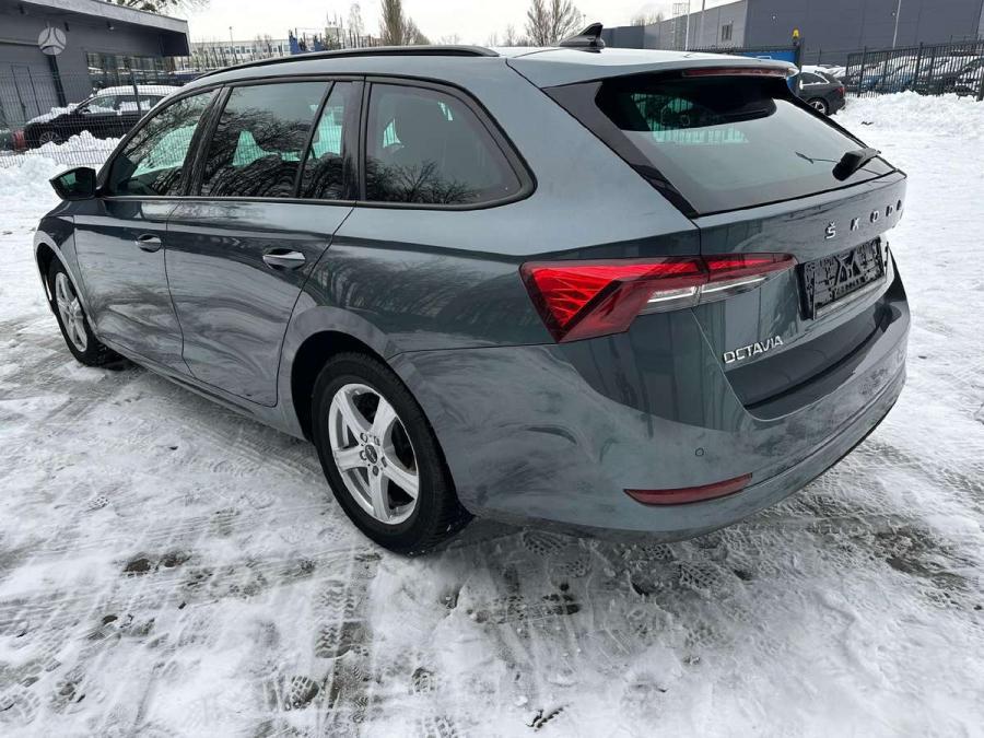 Pelēks Skoda Octavia 2021 Kauņa, ar dzinēja tilpumu 1.00 L un nobraukumu 168 tūkst. km par 10800 €, foto 5 vietnē AUTOMOTO.COM.LV