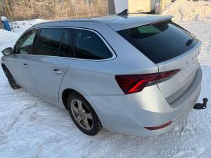 Grey Skoda Octavia 2021 in Klaipeda, with an engine capacity of 1.97 L and mileage of 187 thousand km for 16940 €, photo 3 on AUTOMOTO.COM.LV