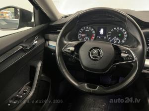Pelēks Skoda Octavia 2021 Tallina, ar dzinēja tilpumu 2.00 L un nobraukumu 168 tūkst. km par 15900 €, foto 10 vietnē AUTOMOTO.COM.LV