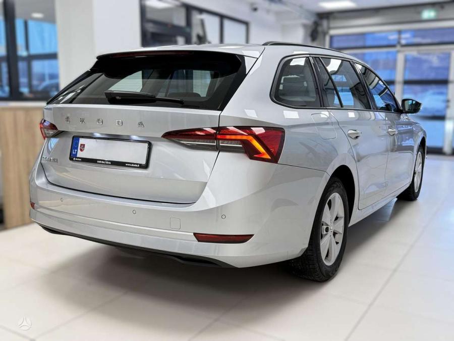 Pelēks Skoda Octavia 2021 Kauņa, ar dzinēja tilpumu 1.97 L un nobraukumu 181 tūkst. km par 15800 €, foto 4 vietnē AUTOMOTO.COM.LV