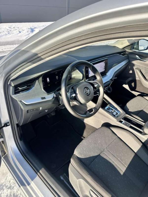 Grey Skoda Octavia 2021 in Kaunas, with an engine capacity of 1.97 L and mileage of 159 thousand km for 16251 €, photo 11 on AUTOMOTO.COM.LV