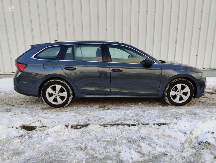 Pelēks Skoda Octavia 2021 Viļņa, ar dzinēja tilpumu 1.50 L un nobraukumu 77 tūkst. km par 16700 €, foto 7 vietnē AUTOMOTO.COM.LV