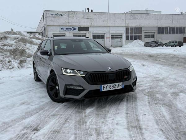 Pelēks Skoda Octavia 2021 Panevēža, ar dzinēja tilpumu 2.00 L un nobraukumu 204 tūkst. km par 21590 €, foto 4 vietnē AUTOMOTO.COM.LV