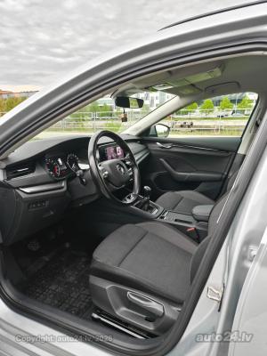 Pelēks Skoda Octavia 2021 Rīga, ar dzinēja tilpumu 2.00 L un nobraukumu 96 tūkst. km par 16700 €, foto  vietnē AUTOMOTO.COM.LV