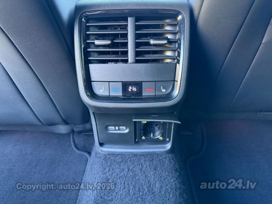 Grey Skoda Octavia 2021 in Tallinn, with an engine capacity of 2.00 L and mileage of 113 thousand km for 25600 €, photo 18 on AUTOMOTO.COM.LV
