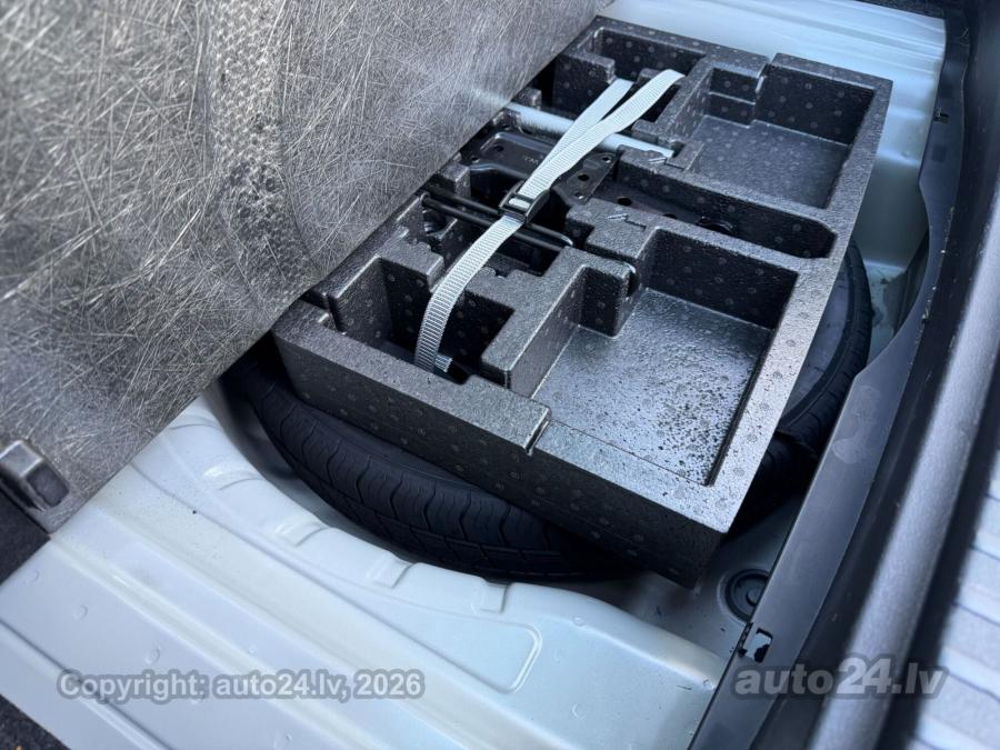 Grey Skoda Octavia 2021 in Tallinn, with an engine capacity of 2.00 L and mileage of 113 thousand km for 25600 €, photo 21 on AUTOMOTO.COM.LV