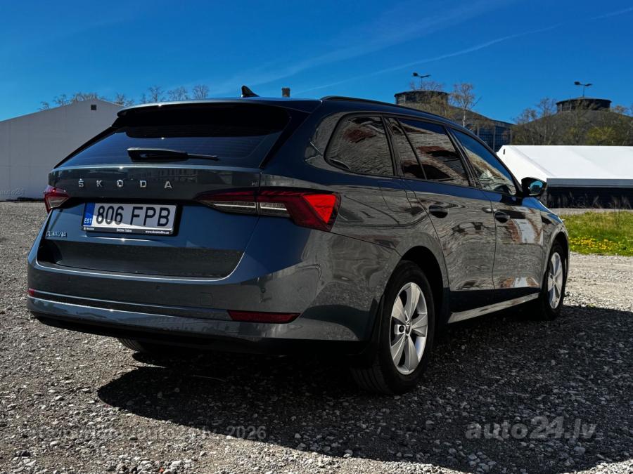 Grey Skoda Octavia 2021 in Tallinn, with an engine capacity of 1.00 L and mileage of 50 thousand km for 17500 €, photo 6 on AUTOMOTO.COM.LV
