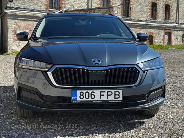 Pelēks Skoda Octavia 2021 Tallina, ar dzinēja tilpumu 1.00 L un nobraukumu 50 tūkst. km par 17500 €, foto 7 vietnē AUTOMOTO.COM.LV
