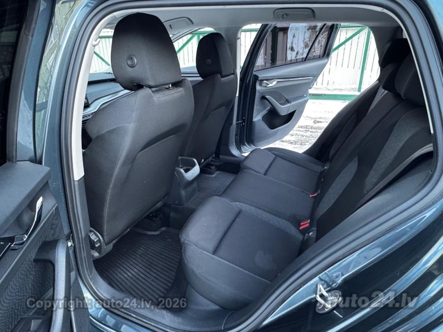 Grey Skoda Octavia 2021 in Tallinn, with an engine capacity of 1.00 L and mileage of 50 thousand km for 17500 €, photo 12 on AUTOMOTO.COM.LV