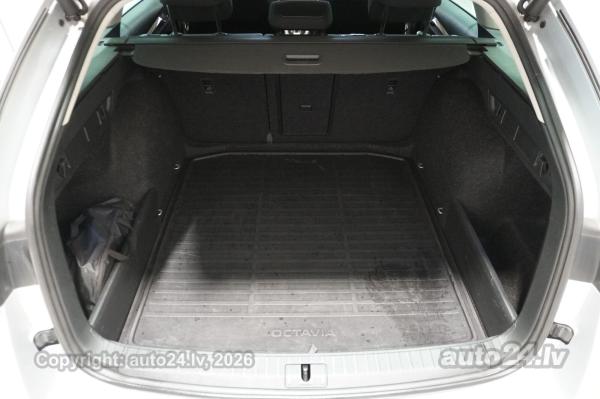 Pelēks Skoda Octavia 2021 Tallina, ar dzinēja tilpumu 2.00 L un nobraukumu 119 tūkst. km par 20500 €, foto 7 vietnē AUTOMOTO.COM.LV