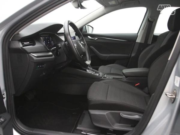 Pelēks Skoda Octavia 2021 Viļņa, ar dzinēja tilpumu 1.00 L un nobraukumu 189 tūkst. km par 13099 €, foto 4 vietnē AUTOMOTO.COM.LV