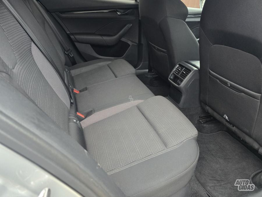 Grey Skoda Octavia 2021 in Kaunas, with an engine capacity of 2.00 L and mileage of 241 thousand km for 12200 €, photo 16 on AUTOMOTO.COM.LV