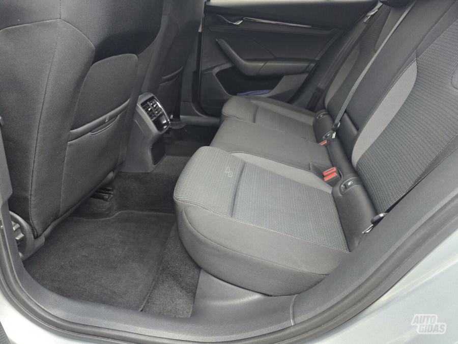 Grey Skoda Octavia 2021 in Kaunas, with an engine capacity of 2.00 L and mileage of 241 thousand km for 12200 €, photo 17 on AUTOMOTO.COM.LV