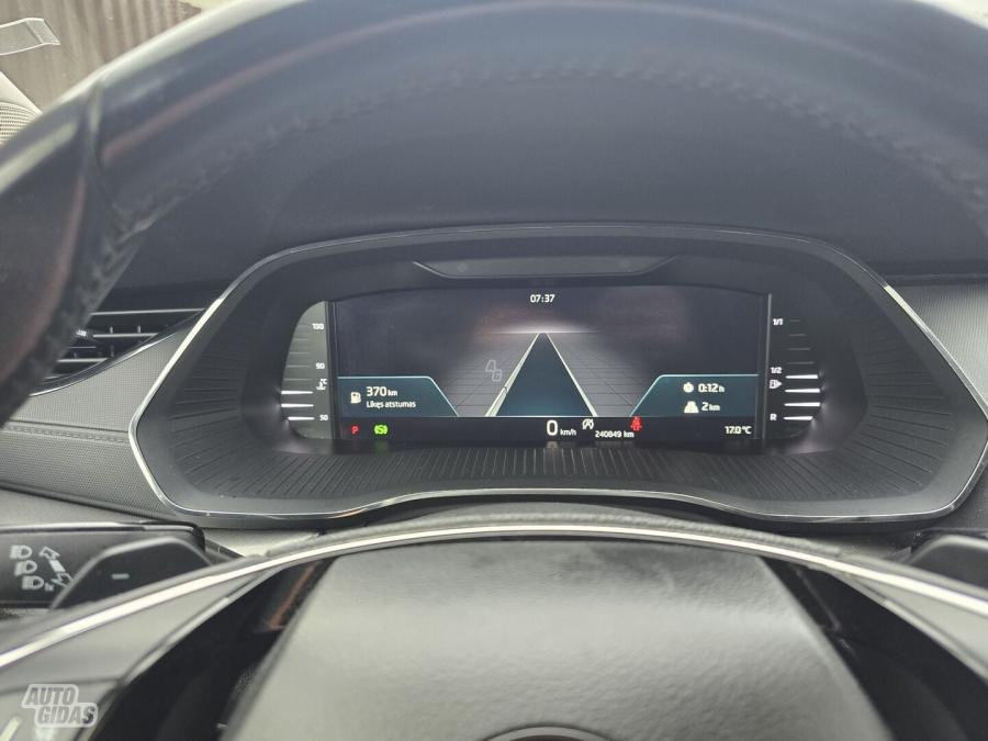 Grey Skoda Octavia 2021 in Kaunas, with an engine capacity of 2.00 L and mileage of 241 thousand km for 12200 €, photo 21 on AUTOMOTO.COM.LV