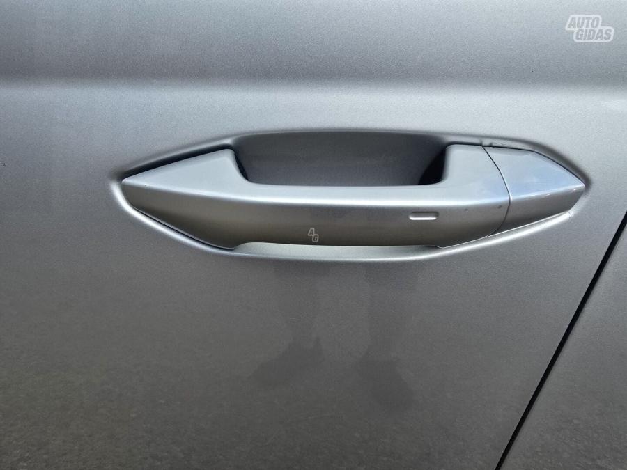 Grey Skoda Octavia 2021 in Kaunas, with an engine capacity of 2.00 L and mileage of 241 thousand km for 12200 €, photo 25 on AUTOMOTO.COM.LV