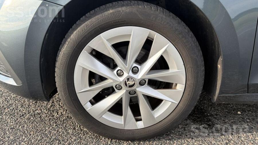 Pelēks Skoda Octavia 2021 Rīga, ar dzinēja tilpumu 2.00 L un nobraukumu 233 tūkst. km par 13500 €, foto 15 vietnē AUTOMOTO.COM.LV