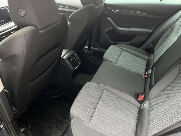 Pelēks Skoda Octavia 2021 Viļņa, ar dzinēja tilpumu 1.97 L un nobraukumu 196 tūkst. km par 12999 €, foto 9 vietnē AUTOMOTO.COM.LV