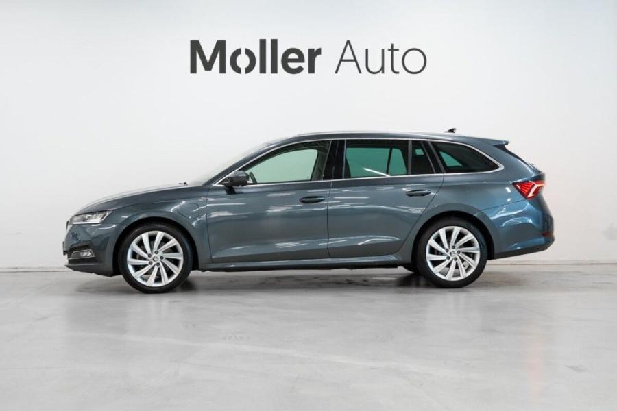 Pelēks Skoda Octavia 2021 Viļņa, ar dzinēja tilpumu 1.40 L un nobraukumu 136 tūkst. km par 19500 €, foto 3 vietnē AUTOMOTO.COM.LV