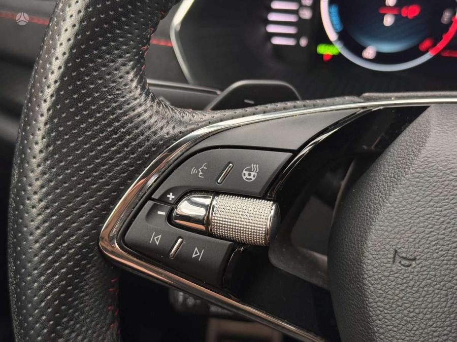 Grey Skoda Octavia 2021 in Vilnius, with an engine capacity of 1.40 L and mileage of 154 thousand km for 20450 €, photo 20 on AUTOMOTO.COM.LV