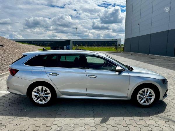 Grey Skoda Octavia 2021 in Kaunas, with an engine capacity of 1.97 L and mileage of 111 thousand km for 15450 €, photo 3 on AUTOMOTO.COM.LV