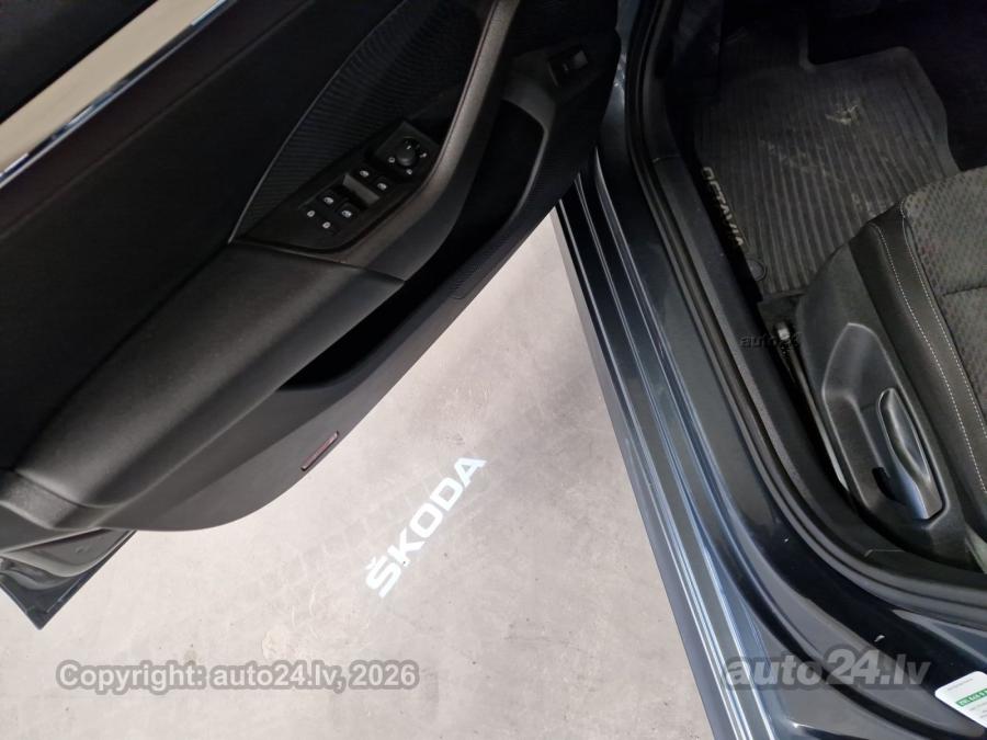 Grey Skoda Octavia 2021 in Tallinn, with an engine capacity of 1.00 L and mileage of 89 thousand km for 16490 €, photo 21 on AUTOMOTO.COM.LV