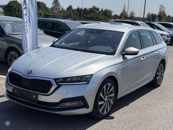 Grey Skoda Octavia 2021 in Vilnius, with an engine capacity of 1.40 L and mileage of 162 thousand km for 15500 €, photo 5 on AUTOMOTO.COM.LV