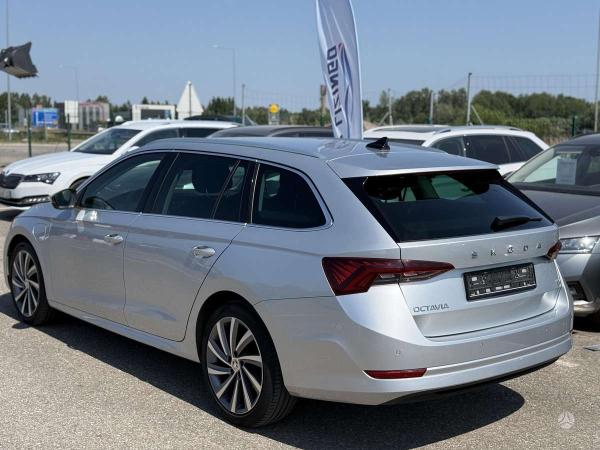 Grey Skoda Octavia 2021 in Vilnius, with an engine capacity of 1.40 L and mileage of 162 thousand km for 15500 €, photo 7 on AUTOMOTO.COM.LV