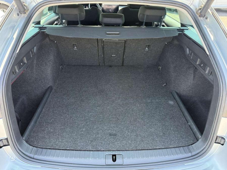 Pelēks Skoda Octavia 2021 Viļņa, ar dzinēja tilpumu 1.40 L un nobraukumu 162 tūkst. km par 15500 €, foto 15 vietnē AUTOMOTO.COM.LV