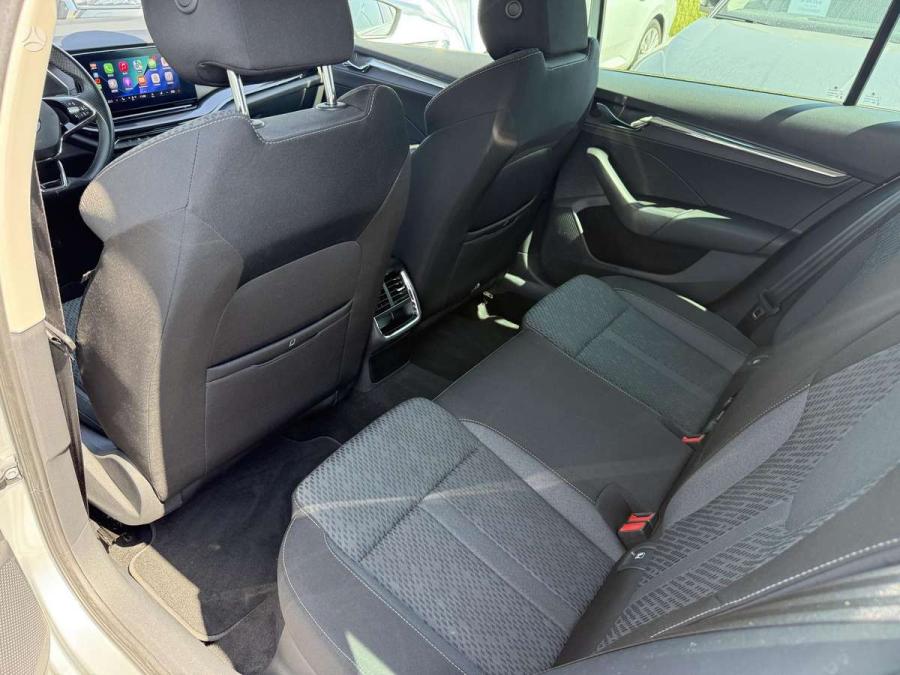 Pelēks Skoda Octavia 2021 Viļņa, ar dzinēja tilpumu 1.40 L un nobraukumu 162 tūkst. km par 15500 €, foto 43 vietnē AUTOMOTO.COM.LV