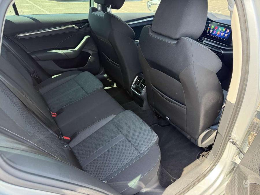 Pelēks Skoda Octavia 2021 Viļņa, ar dzinēja tilpumu 1.40 L un nobraukumu 162 tūkst. km par 15500 €, foto 44 vietnē AUTOMOTO.COM.LV