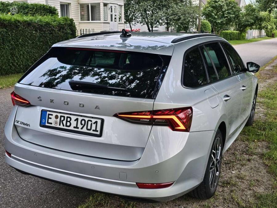 Grey Skoda Octavia 2021 in Utena, with an engine capacity of 1.97 L and mileage of 212 thousand km for 14800 €, photo 10 on AUTOMOTO.COM.LV