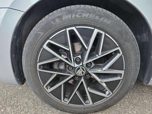 Grey Skoda Octavia 2021 in Utena, with an engine capacity of 1.97 L and mileage of 212 thousand km for 14800 €, photo 16 on AUTOMOTO.COM.LV