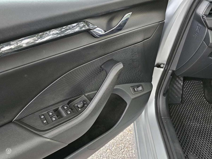 Grey Skoda Octavia 2021 in Utena, with an engine capacity of 1.97 L and mileage of 212 thousand km for 14800 €, photo 21 on AUTOMOTO.COM.LV