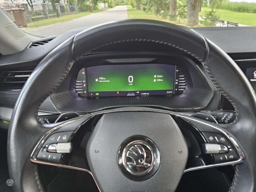 Grey Skoda Octavia 2021 in Utena, with an engine capacity of 1.97 L and mileage of 212 thousand km for 14800 €, photo 22 on AUTOMOTO.COM.LV