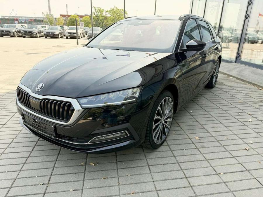 Grey Skoda Octavia 2021 in Kaunas, with an engine capacity of 1.40 L and mileage of 188 thousand km for 15700 €, photo 1 on AUTOMOTO.COM.LV
