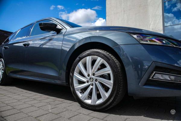 Grey Skoda Octavia 2021 in Marijampole, with an engine capacity of 0.00 L and mileage of 300 thousand km for 13250 €, photo 6 on AUTOMOTO.COM.LV