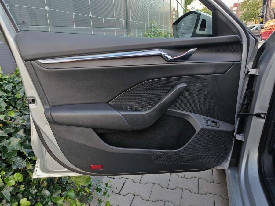 Pelēks Skoda Octavia 2021 Klaipėda, ar dzinēja tilpumu 2.00 L un nobraukumu 260 tūkst. km par 14999 €, foto 34 vietnē AUTOMOTO.COM.LV