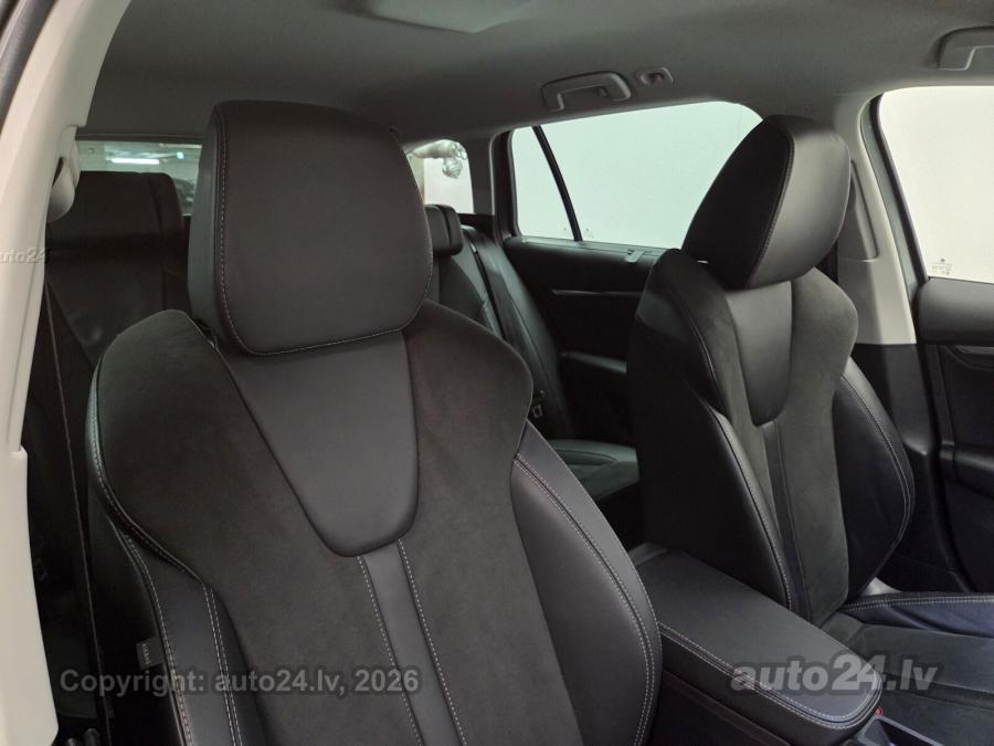 Pelēks Skoda Octavia 2021 Tallina, ar dzinēja tilpumu 1.50 L un nobraukumu 95 tūkst. km par 16490 €, foto 19 vietnē AUTOMOTO.COM.LV