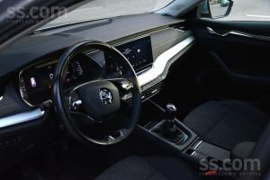 Grey Skoda Octavia 2021 in Riga, with an engine capacity of 1.50 L and mileage of 75 thousand km for 18100 €, photo 10 on AUTOMOTO.COM.LV